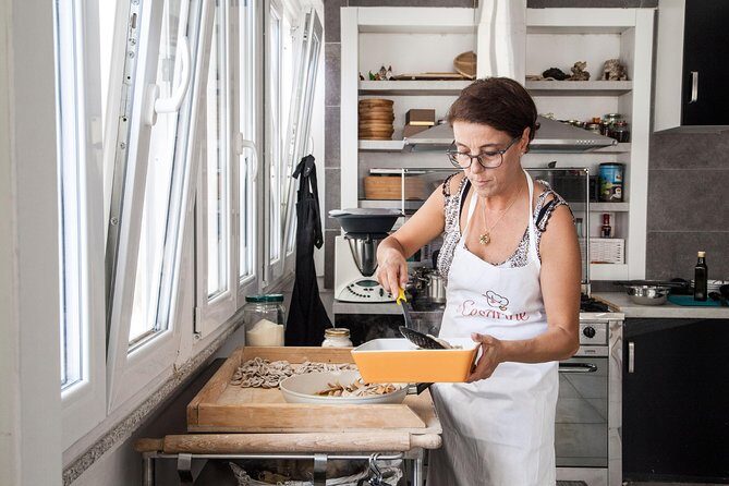 Cesarine: Home Cooking Class & Meal with a Local in Alberobello - The Setting and Atmosphere