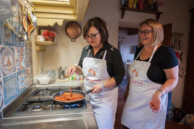 Cesarine: Market Tour & Cooking Class at Local's Home in Siena - Who Should Book This Experience?