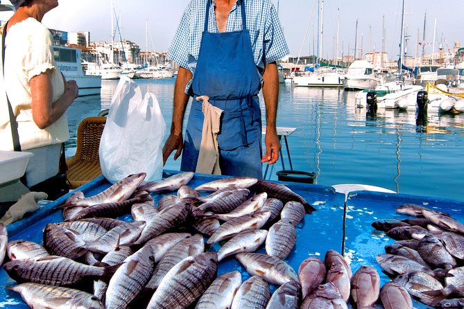 Cesarine: Market Tour & Home Cooking Class in Bari - Introduction