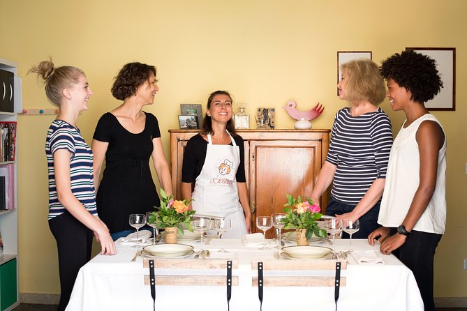 Cesarine: Venice Show Cooking & Dining Experience at Local's Home - A Home Away from the Crowds