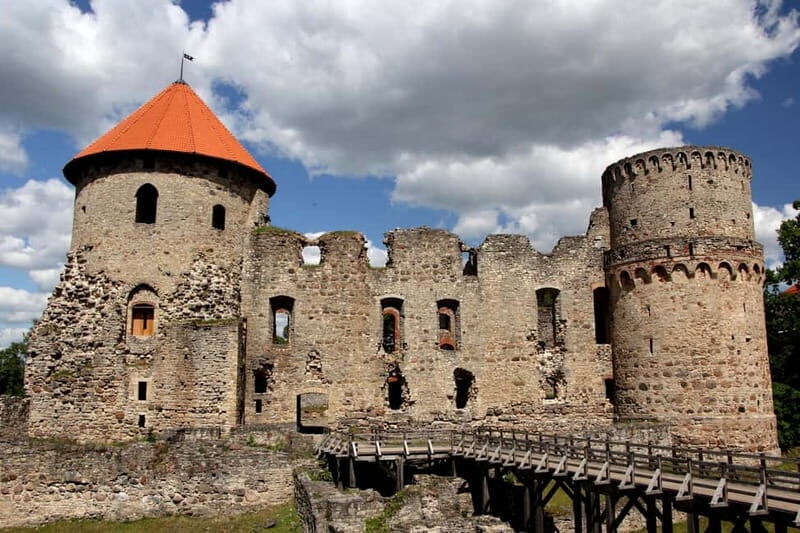 Cesis: Medieval heritage and natural treasures - Gauja River Valley: Nature’s Masterpiece