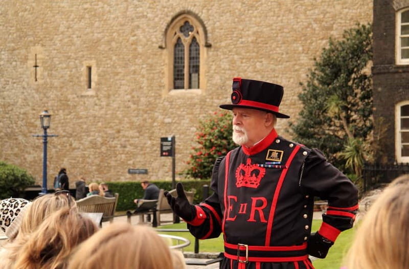 Changing of Guard & Tower of London Beefeater Meet & Greet - The Tower of London and the Beefeater Experience
