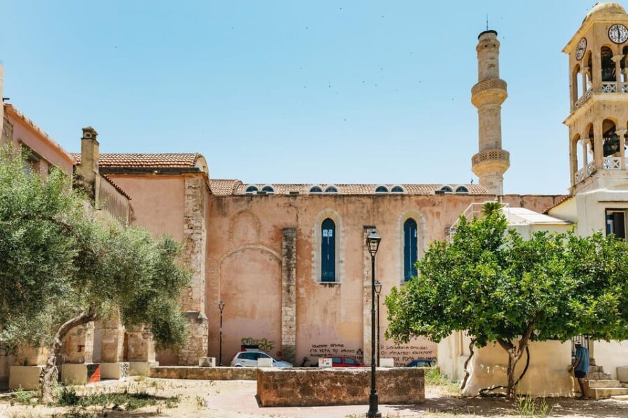 Chania: Old Town Highlights Guided Tour with Street Food - Deep Dive into History and Culture