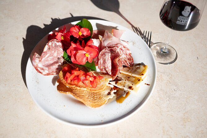 Chianti: Lunch with Wine Tasting at Poggio ai Laghi Winery - Reviewing the Value