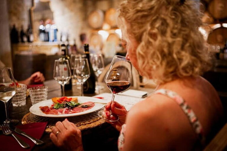 Chianti: Premium Wine, Olive Oil and Vinegar Tasting - The Guided Experience: Education and Flavor