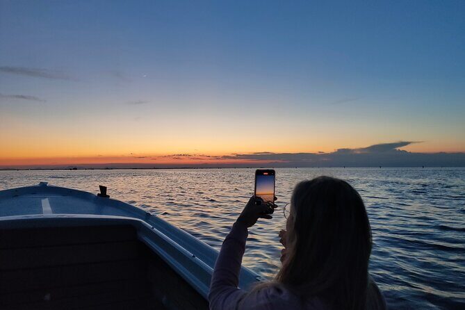 Chioggia : Golden Hour In The Venetian Lagoon By Boat - Practical Details and Considerations