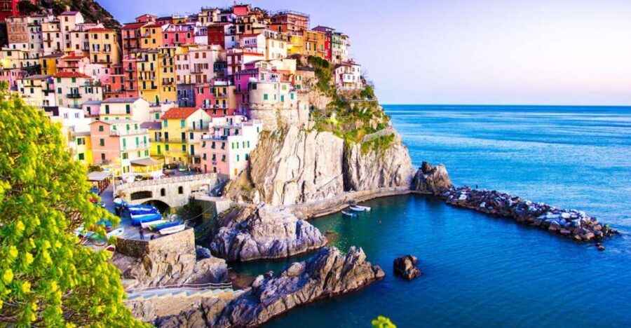 Cinque Terre Audioguide - TravelMate app for your smartphone - In-Depth Look at the Itinerary and Content