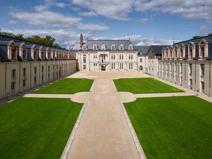 Cité internationale de la langue française entrance ticket - The Castle’s Resilience and Historical Significance