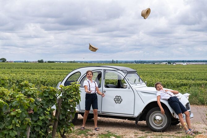 Citroën 2CV Burgundy rental and Tasting at the Château de Pommard - Key Points