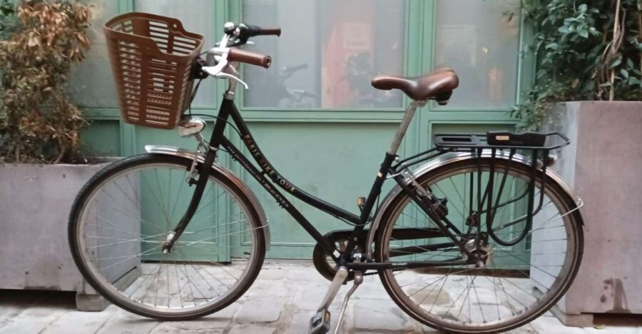 City bike rental in Paris (8h) - The Sum Up: Who is This Experience Best For?
