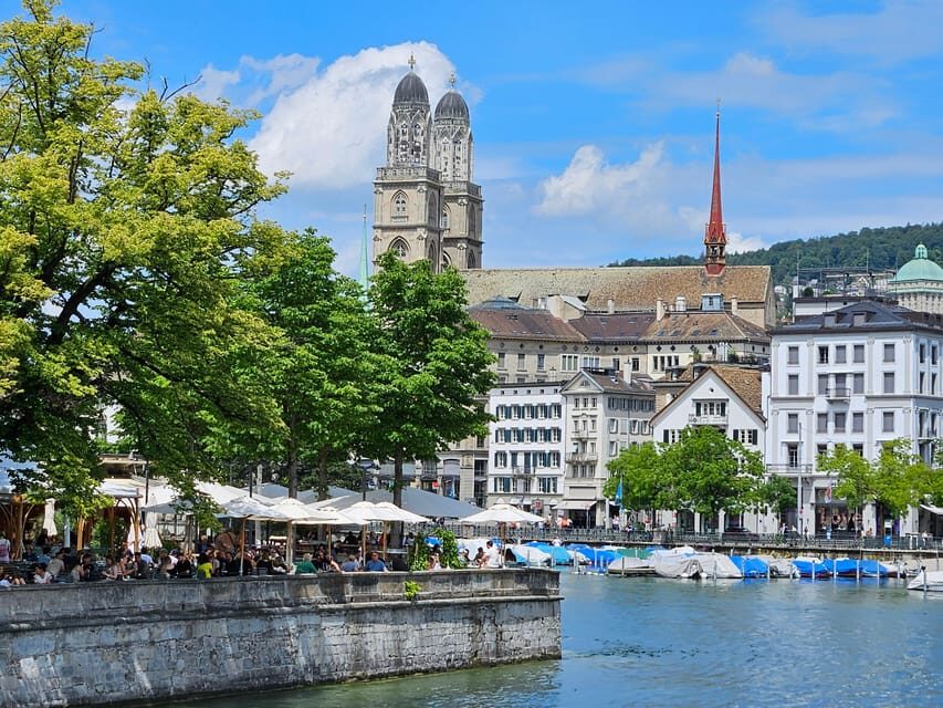 City tour historic old town Zurich - The Itinerary in Detail