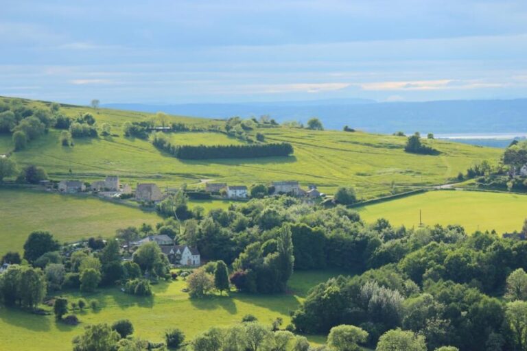 Classic Cotswolds: Online Road Trip Travel Guide - The Itinerary & Tips: What to Expect