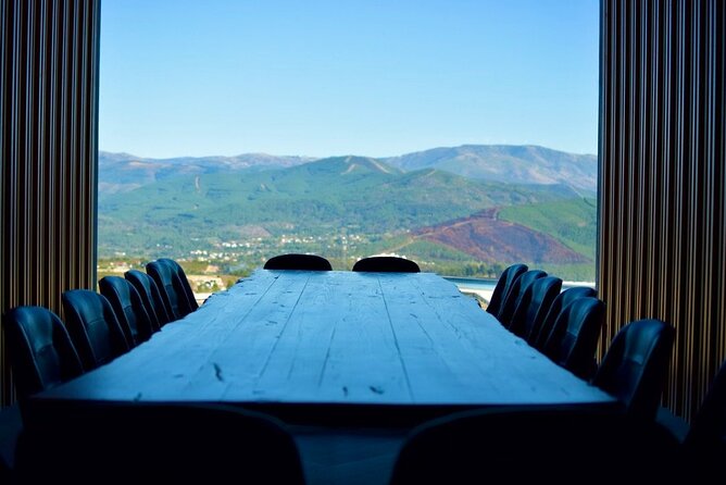 Classic Tasting | Quinta de Santa Cristina Vinho Verde - Key Points