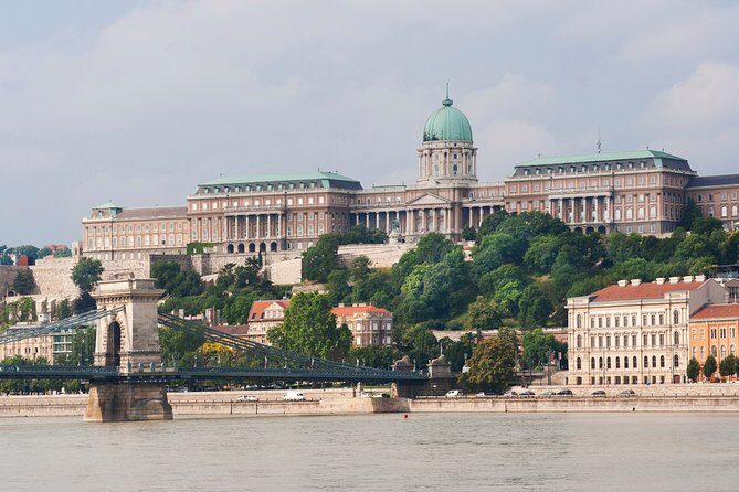 Classic Walk in Budapest Historical Center - What You Can Expect from the Experience