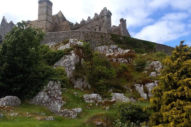 Cliffs of Moher & Bunratty Castle Day Tour - The Sum Up