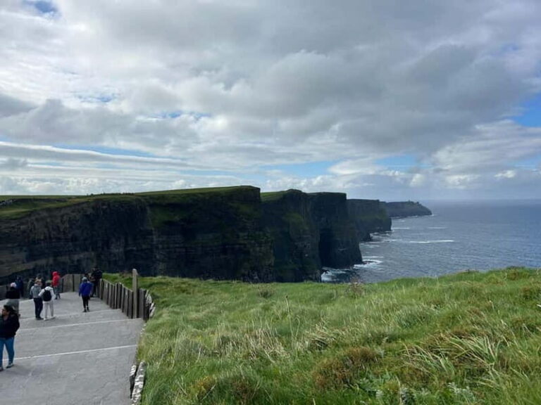 Cliffs of Moher: Chauffeur-Driven Day Tour from Dublin - The Itinerary Breakdown: What to Expect