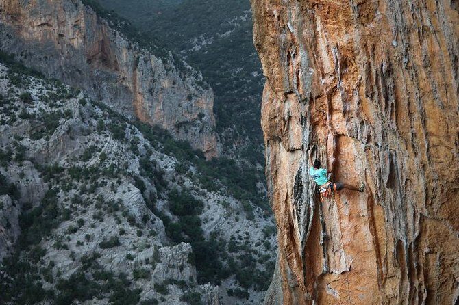 Climbing in Leonidio with instructor - What Travelers Can Expect at Each Stage