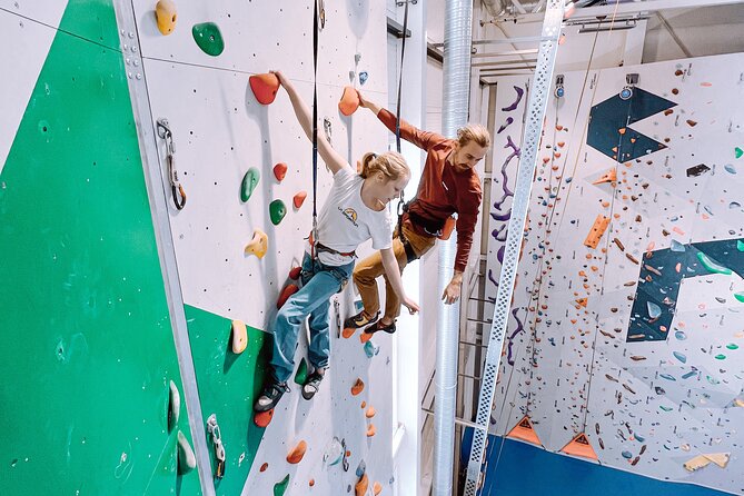 Climbing in Mørkvedhallen Klatresenter - Key Points