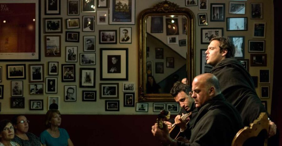 Coimbra: Live Fado Show with Glass of Port Wine - The Cultural Significance of Fado de Coimbra