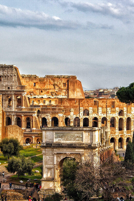 Colosseum Experience & Domus Celio Underground - Roman Forum & Palatine Hill: Walking Through History