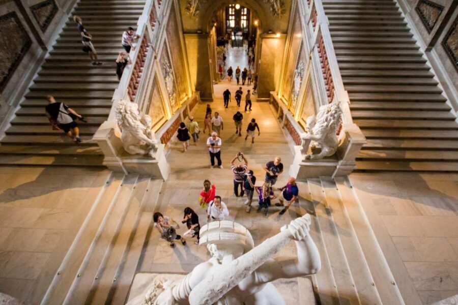 Combo Ticket: Kunsthistorisches Museum & Imperial Treasury - The Kunsthistorisches Museum: A Treasure Trove of Art and Culture