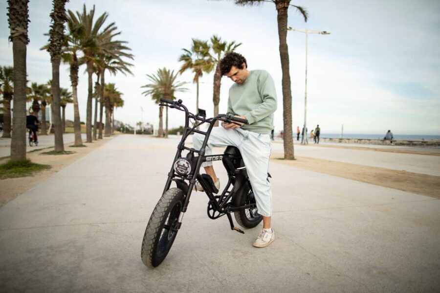 Comfortable E-Fatbike High-Lights Tour Barcelona - Detailed Breakdown of the Itinerary