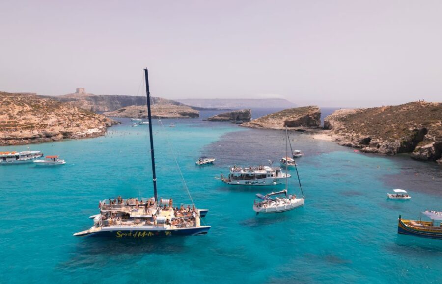Comino: Blue Lagoon Catamaran Cruise with Lunch and Open Bar - Itinerary Breakdown
