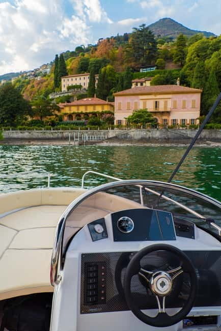 Como: Private 1-Hour Boat Rental - What to Expect: A Step-by-Step Journey