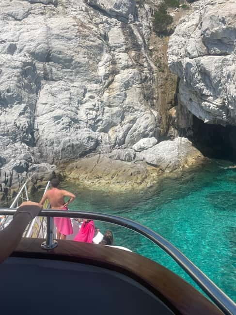 Complete tour of Elba Island - The Itinerary: A Day of Natural Beauty and Cultural Highlights