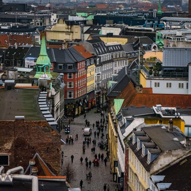 Copenhagen: Express Walk with a Local in 60 minutes - The Value of a Local Guide