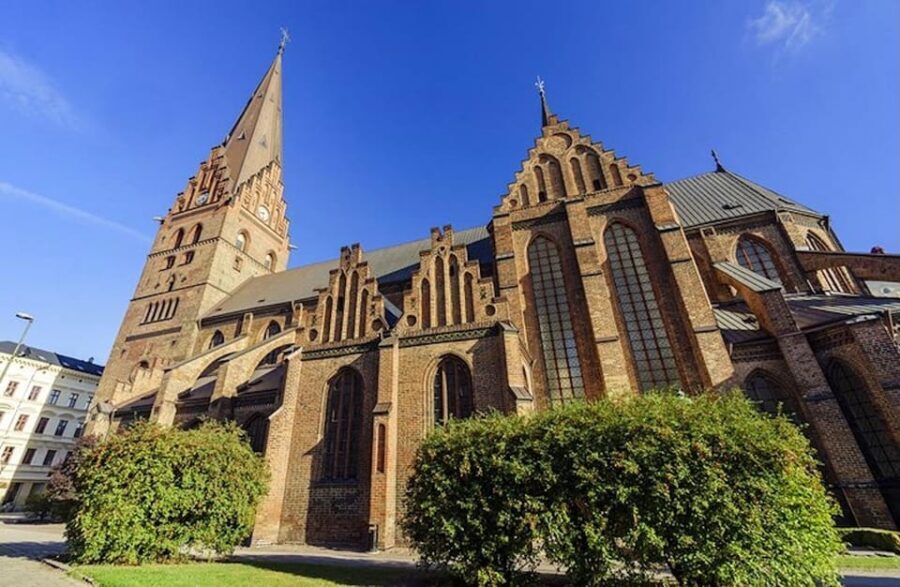Copenhagen: Malmö Tour in Spanish - What Makes This Tour Stand Out