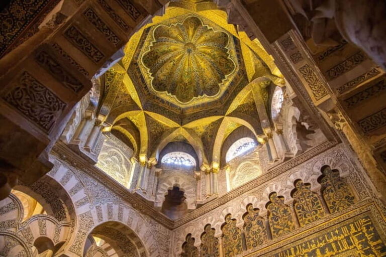 Córdoba: Mosque-Cathedral Guided Tour with Tickets Included - The Highlights: Architecture and History Unpacked