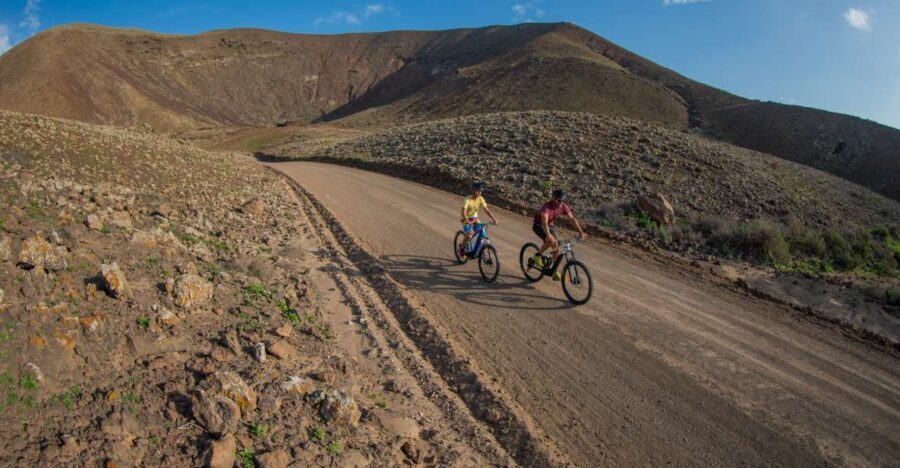 Corralejo: E-Bike Rental with Map to Popcorn Beach - Authentic and Memorable Scenery
