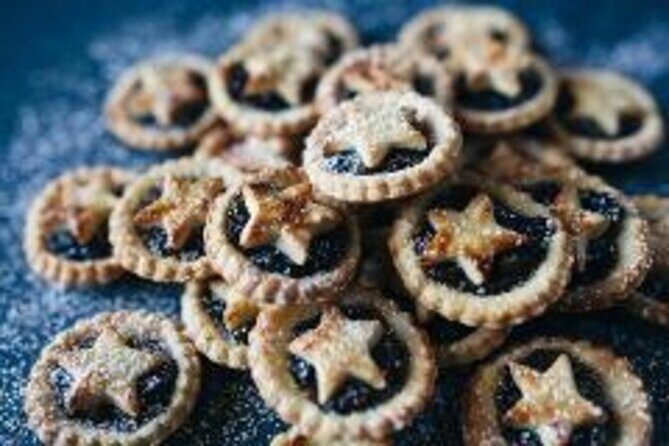 Cotswolds Christmas Baking Workshop in Burford - The Authenticity and Atmosphere