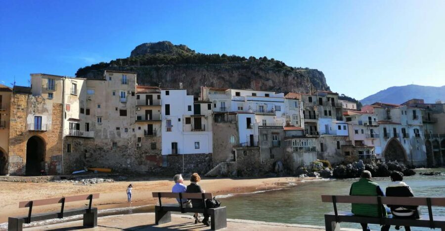 Craft beer taste & aperitivo with locals - What to Expect During the Tour