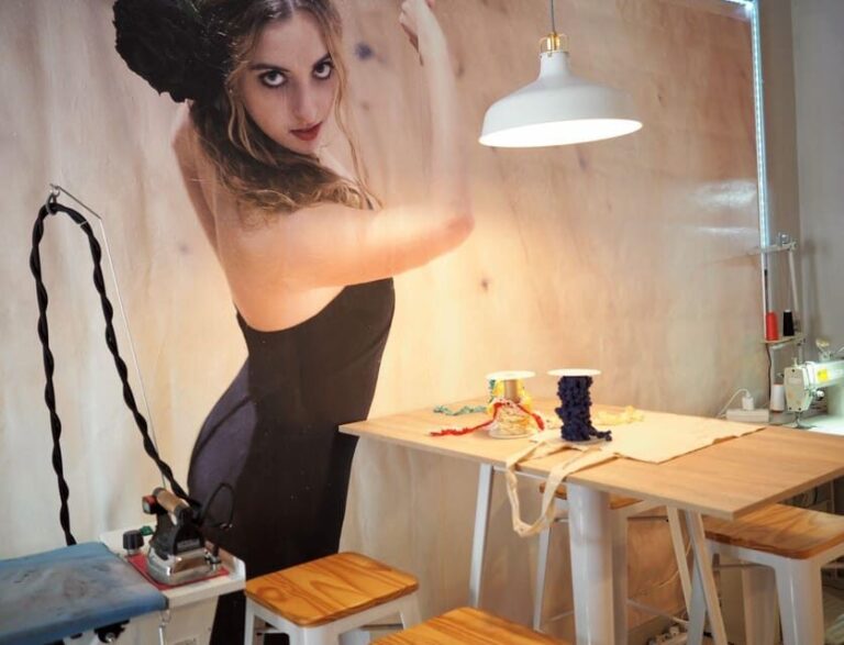 Create your flamenco bag - Breaking Down the Experience: What to Expect