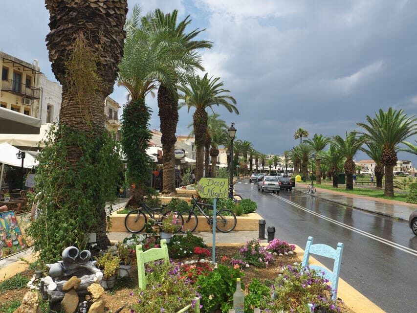 Crete: Arriving by cruise ship at Chania - Port of Souda - Lake Kournas: Nature’s Quiet Corner