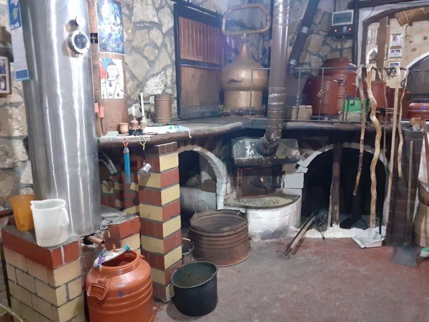 Crete: Full-Day Cretan Wines, Olive Oil, Raki and Food Tour - What Our Reviewers Say