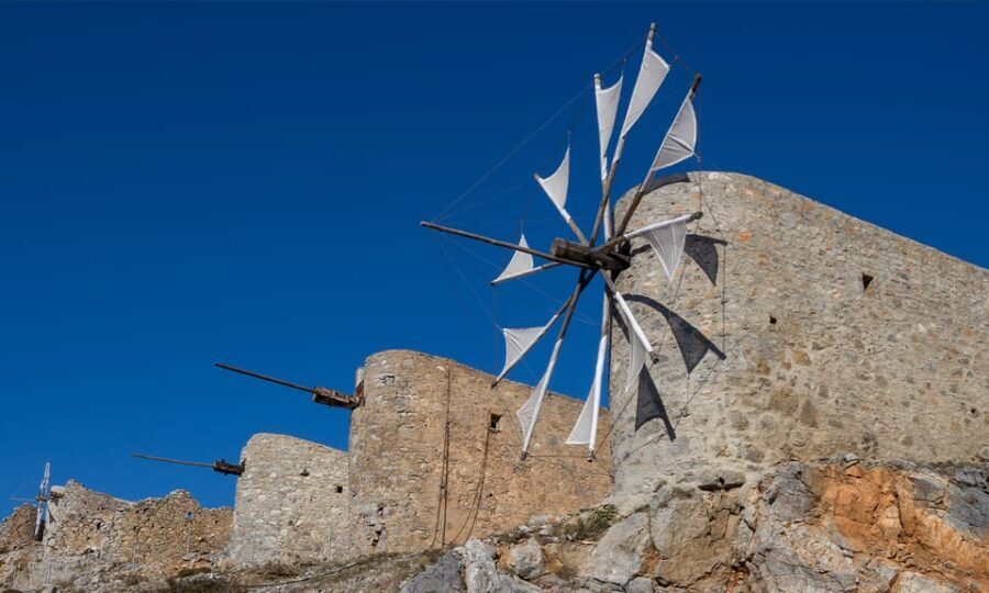 Crete: Lasithi Plateau & Knossos Palace Day Trip - Transportation and Practical Details