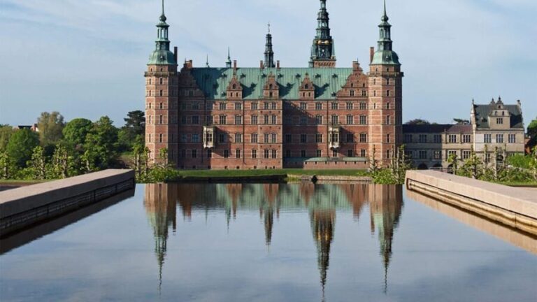 Cruise Special; Palace, Cathedral & Viking Ships - Who’s This Tour Best For?