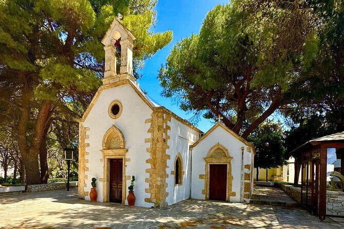 Cruise Visitors Excursion: Chania Town, City View & Marathi Beach - Venizelos Graves: Panoramas and Legacy