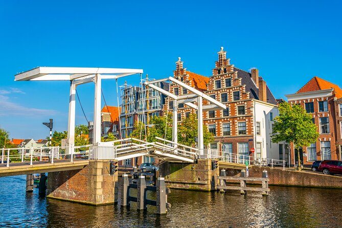 Cultural and Historical Audio guided walking tour Tour of Haarlem - Practical Aspects of the Tour