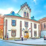 Czartoryski Palace Museum Tickets and Krakow Old Town Tour - The Itinerary in Detail