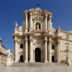 Da Taormina : Tour di Catania e Siracusa - Exploring Catania: A Baroque and Urban Feast