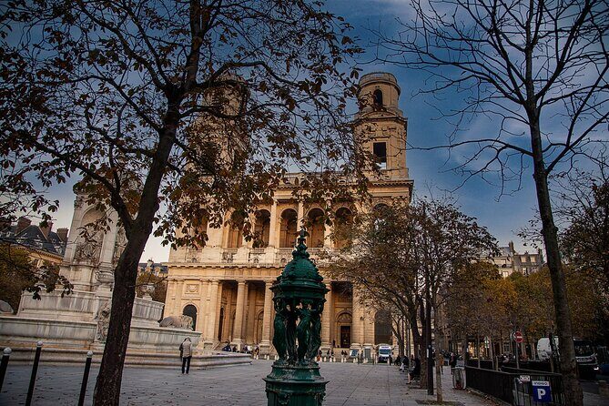 Da Vinci Code Movie Locations Private Tour in Paris - Stop 2: Palais-Royal