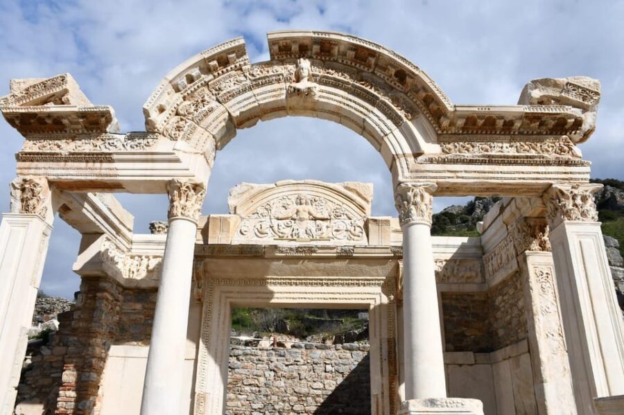 Daily Ephesus&Pamukkale Tour from Istanbul by Return Flight - The Itinerary in Detail: From the Skies to the Stones