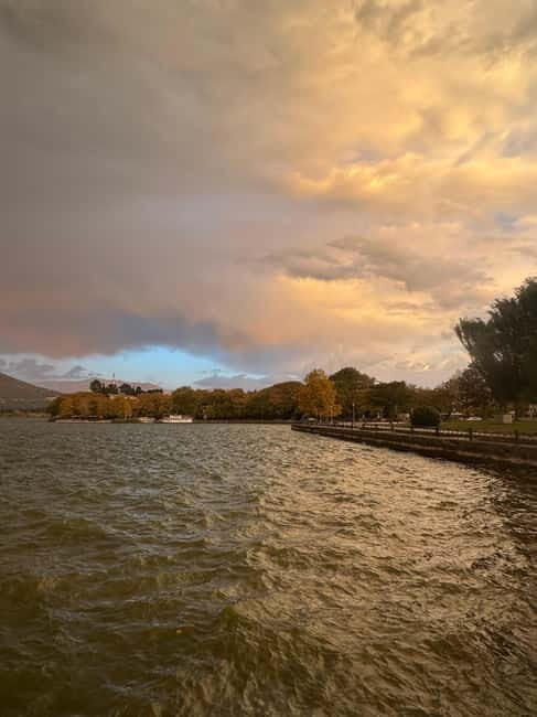 Day Tour Ioannina Lake Island lifestyle - Authentic Perspectives from Guests