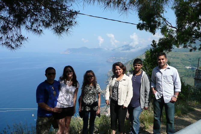 Day trip to Cinque Terre by Deluxe minivan & Hiking - Key Points