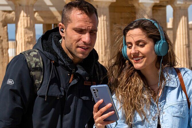 Delphi: Self-guided Audiovisual Tour with 3D Representations - The Benefits of the App-Based Exploration
