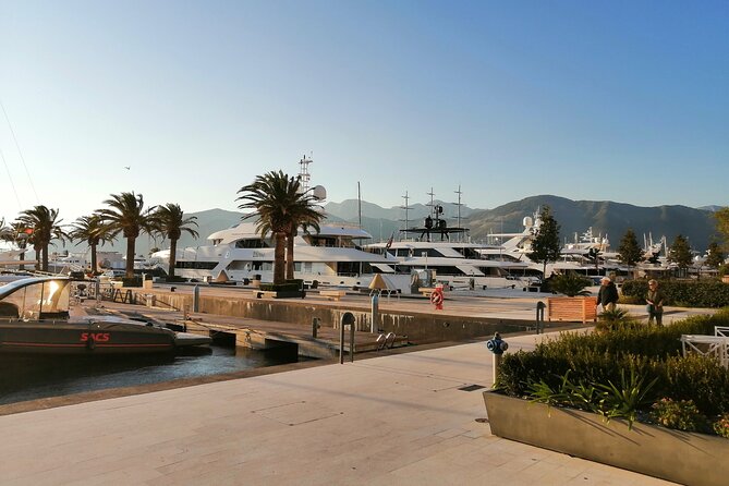 Deluxe Boka Bay Tour with lunch - Key Points